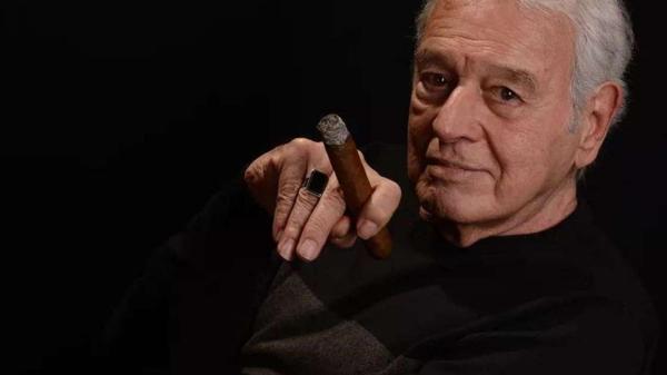 Koka - Cantor e compositor Carlos Lyra morre aos 90 anos Koka - Cantor e compositor Carlos Lyra morre aos 90 anos